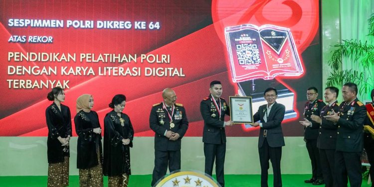 Sespim Lemdiklat Polri Gelar Kegiatan Pemberian Rekor MURI untuk ...